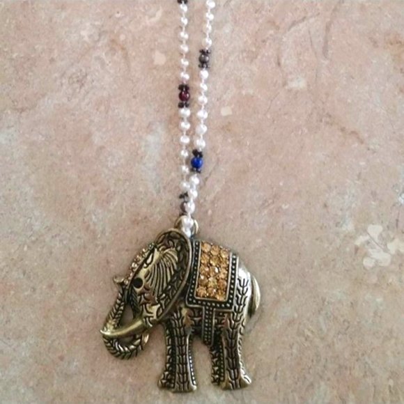 Vintage | Jewelry | Vintage Metal Elephant Pearl Beaded Pendant ...